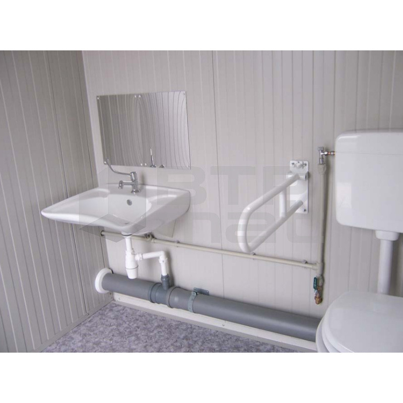 Bloc Sanitaire PMR Neuf Avec WC PMR, Lavabo PMR, WC Standard Et Lave-Mains